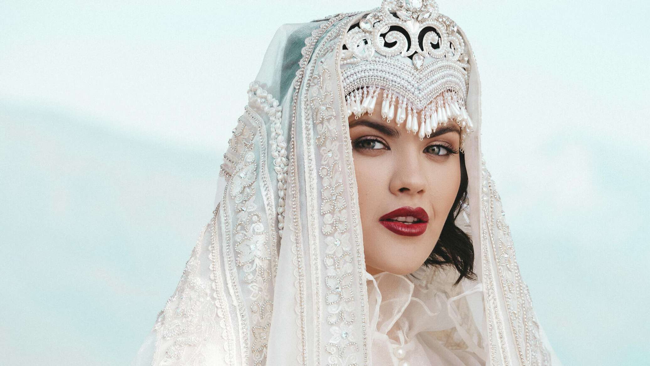 Модель с таджикскими корнями примет участие в конкурсе красоты в Японии ...